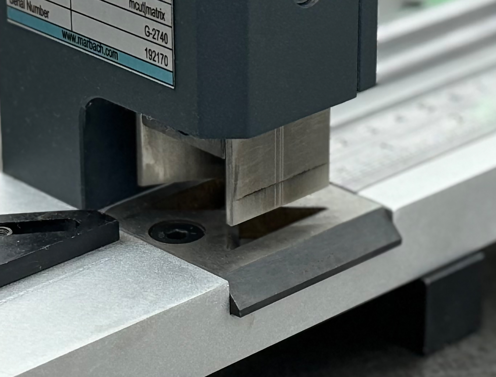 mcut|matrix manual device to cut matrix